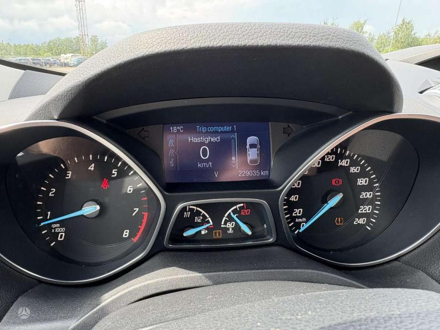 Melns Ford Kuga 2016 Marijampole, ar dzinēja tilpumu 1.50 L un nobraukumu 229 tūkst. km par 6200 €, foto 19 vietnē AUTOMOTO.COM.LV