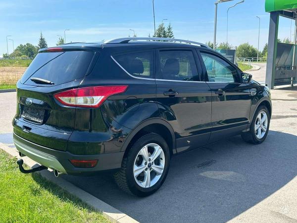 Melns Ford Kuga 2016 Utena, ar dzinēja tilpumu 1.50 L un nobraukumu 151 tūkst. km par 8650 €, foto 3 vietnē AUTOMOTO.COM.LV