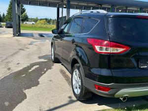 Melns Ford Kuga 2016 Utena, ar dzinēja tilpumu 1.50 L un nobraukumu 151 tūkst. km par 8650 €, foto 6 vietnē AUTOMOTO.COM.LV
