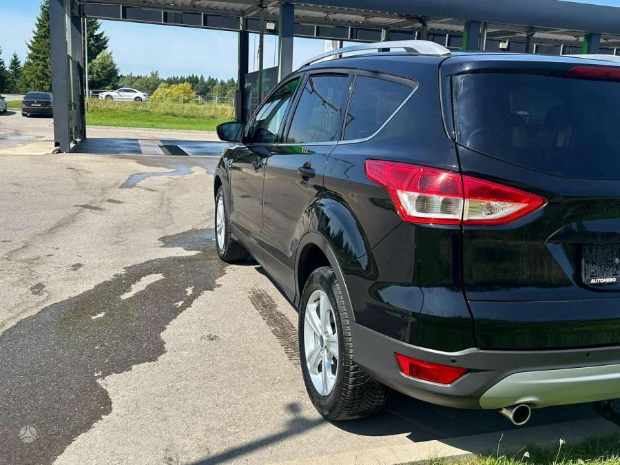Melns Ford Kuga 2016 Utena, ar dzinēja tilpumu 1.50 L un nobraukumu 151 tūkst. km par 8650 €, foto 6 vietnē AUTOMOTO.COM.LV