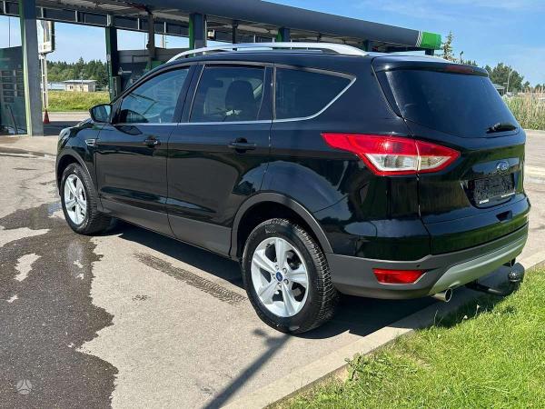 Melns Ford Kuga 2016 Utena, ar dzinēja tilpumu 1.50 L un nobraukumu 151 tūkst. km par 8650 €, foto 7 vietnē AUTOMOTO.COM.LV