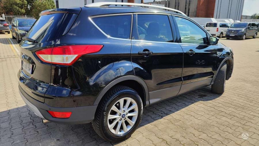 Melns Ford Kuga 2016 Kauņa, ar dzinēja tilpumu 2.00 L un nobraukumu 292 tūkst. km par 9800 €, foto 5 vietnē AUTOMOTO.COM.LV