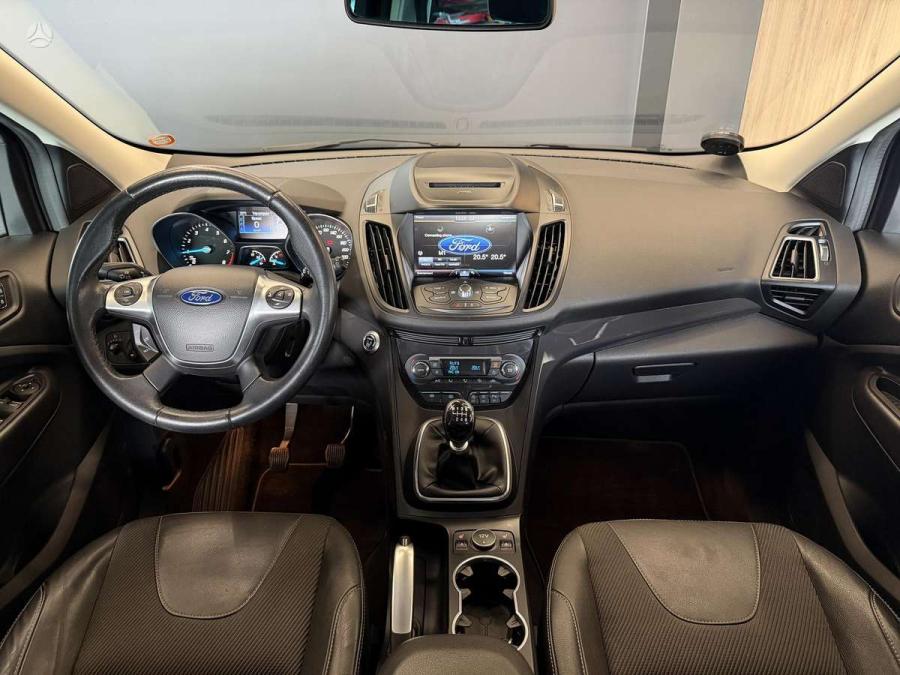 Black Ford Kuga 2016 in Kaunas, with an engine capacity of 1.50 L and mileage of 117 thousand km for 8990 €, photo 17 on AUTOMOTO.COM.LV
