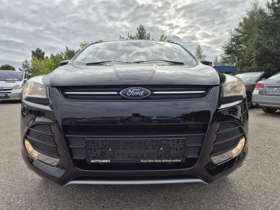 Black Ford Kuga 2016 in Utena, with an engine capacity of 1.50 L and mileage of 151 thousand km for 8650 €, photo 11 on AUTOMOTO.COM.LV