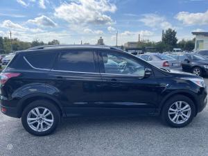 Black Ford Kuga 2016 in Panevezys, with an engine capacity of 1.50 L and mileage of 189 thousand km for 8000 €, photo 5 on AUTOMOTO.COM.LV
