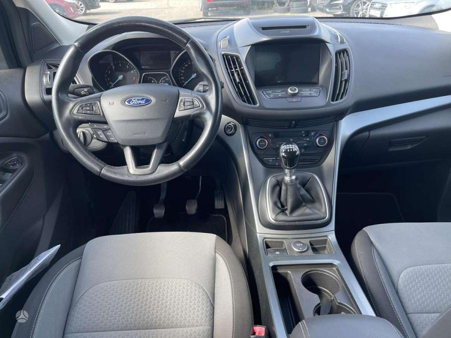 Black Ford Kuga 2016 in Panevezys, with an engine capacity of 1.50 L and mileage of 189 thousand km for 8000 €, photo 10 on AUTOMOTO.COM.LV