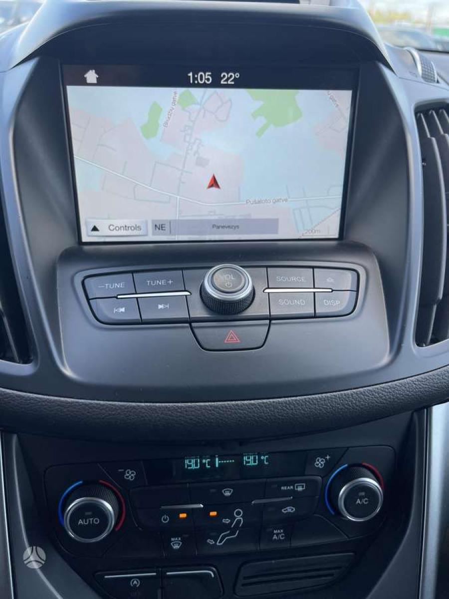 Black Ford Kuga 2016 in Panevezys, with an engine capacity of 1.50 L and mileage of 189 thousand km for 8000 €, photo 13 on AUTOMOTO.COM.LV