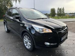 Black Ford Kuga 2016 in Riga, with an engine capacity of 1.50 L and mileage of 119 thousand km for 9990 €, photo 8 on AUTOMOTO.COM.LV