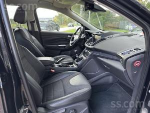 Black Ford Kuga 2016 in Riga, with an engine capacity of 1.50 L and mileage of 119 thousand km for 9990 €, photo 18 on AUTOMOTO.COM.LV