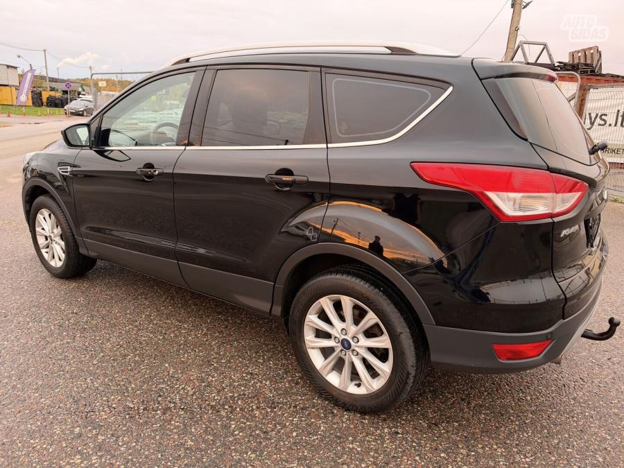 Black Ford Kuga 2016 in Kaunas, with an engine capacity of 1.50 L and mileage of 204 thousand km for 6850 €, photo 6 on AUTOMOTO.COM.LV