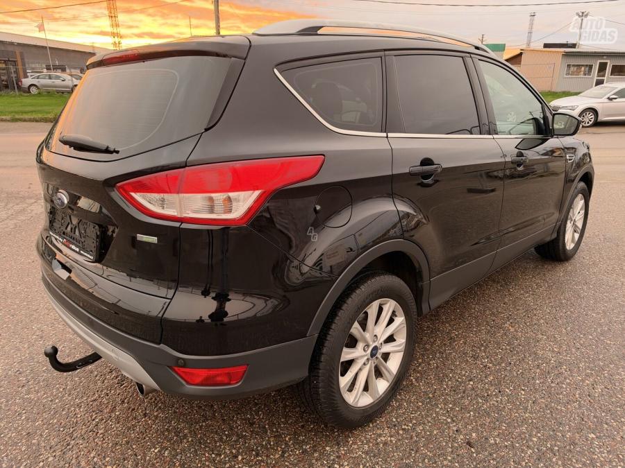 Black Ford Kuga 2016 in Kaunas, with an engine capacity of 1.50 L and mileage of 204 thousand km for 6850 €, photo 16 on AUTOMOTO.COM.LV