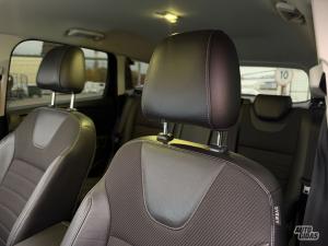 Black Ford Kuga 2016 in Kaunas, with an engine capacity of 1.50 L and mileage of 204 thousand km for 6850 €, photo 24 on AUTOMOTO.COM.LV