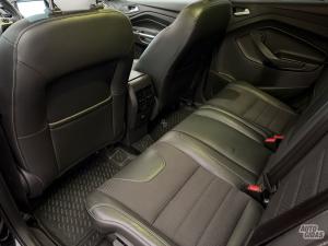 Black Ford Kuga 2016 in Kaunas, with an engine capacity of 1.50 L and mileage of 204 thousand km for 6850 €, photo 29 on AUTOMOTO.COM.LV