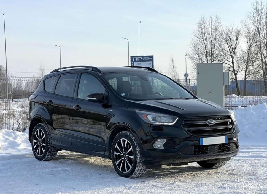 Melns Ford Kuga 2017 Tauragė, ar dzinēja tilpumu 2.00 L un nobraukumu 203 tūkst. km par 10900 €, foto 4 vietnē AUTOMOTO.COM.LV