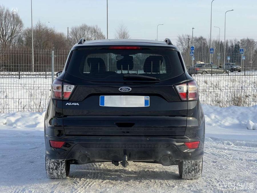 Melns Ford Kuga 2017 Tauragė, ar dzinēja tilpumu 2.00 L un nobraukumu 203 tūkst. km par 10900 €, foto 7 vietnē AUTOMOTO.COM.LV