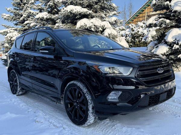 Melns Ford Kuga 2017 Utena, ar dzinēja tilpumu 2.00 L un nobraukumu 190 tūkst. km par 12700 €, foto 3 vietnē AUTOMOTO.COM.LV