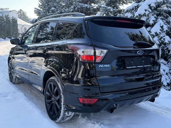 Melns Ford Kuga 2017 Utena, ar dzinēja tilpumu 2.00 L un nobraukumu 190 tūkst. km par 12700 €, foto 7 vietnē AUTOMOTO.COM.LV