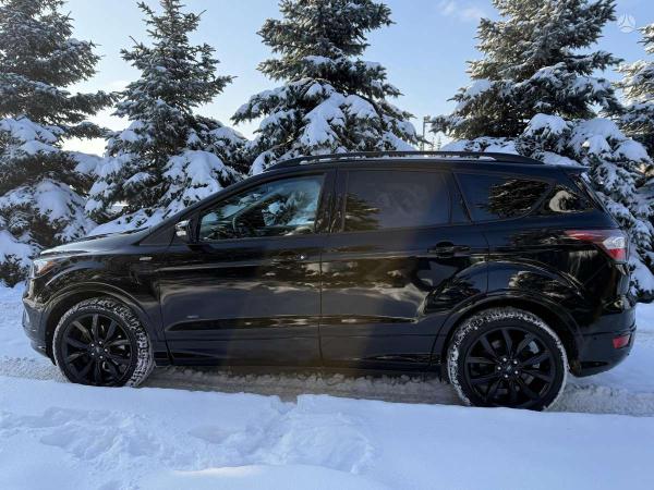 Melns Ford Kuga 2017 Utena, ar dzinēja tilpumu 2.00 L un nobraukumu 190 tūkst. km par 12700 €, foto 8 vietnē AUTOMOTO.COM.LV