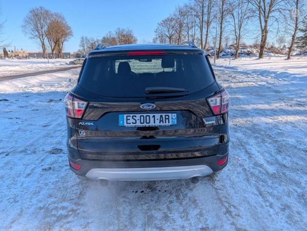 Melns Ford Kuga 2017 Tauragė, ar dzinēja tilpumu 1.50 L un nobraukumu 141 tūkst. km par 8800 €, foto 6 vietnē AUTOMOTO.COM.LV