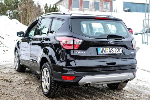 Melns Ford Kuga 2017 Kretinga, ar dzinēja tilpumu 1.50 L un nobraukumu 135 tūkst. km par 8650 €, foto 6 vietnē AUTOMOTO.COM.LV