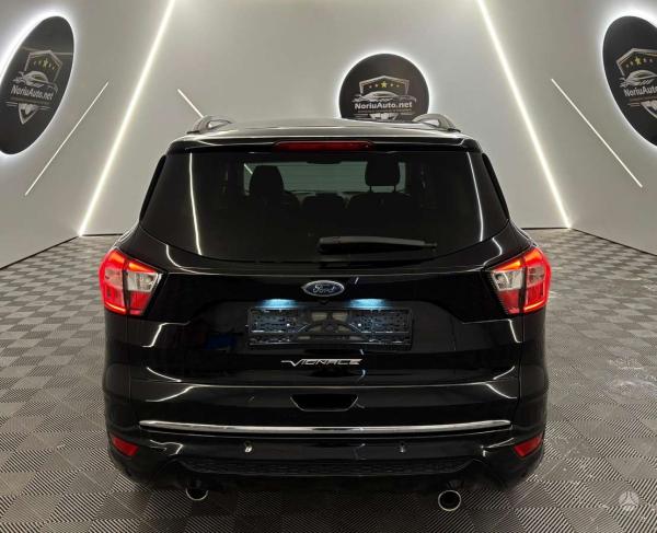 Black Ford Kuga 2017 in Marijampole, with an engine capacity of 2.00 L and mileage of 220 thousand km for 12999 €, photo 27 on AUTOMOTO.COM.LV
