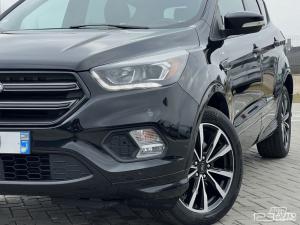 Melns Ford Kuga 2017 Tauragė, ar dzinēja tilpumu 2.00 L un nobraukumu 203 tūkst. km par 10300 €, foto 3 vietnē AUTOMOTO.COM.LV