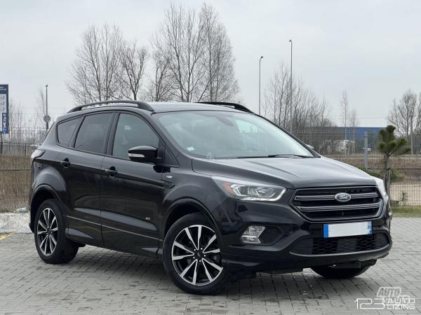 Black Ford Kuga 2017 in Taurage, with an engine capacity of 2.00 L and mileage of 203 thousand km for 10300 €, photo 5 on AUTOMOTO.COM.LV