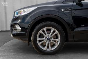 Black Ford Kuga 2017 in Marijampole, with an engine capacity of 2.00 L and mileage of 237 thousand km for 10250 €, photo 6 on AUTOMOTO.COM.LV