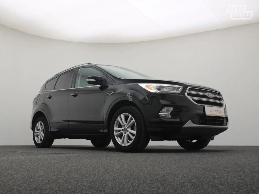 Black Ford Kuga 2017 in Vilnius, with an engine capacity of 1.50 L and mileage of 141 thousand km for 10099 €, photo 12 on AUTOMOTO.COM.LV