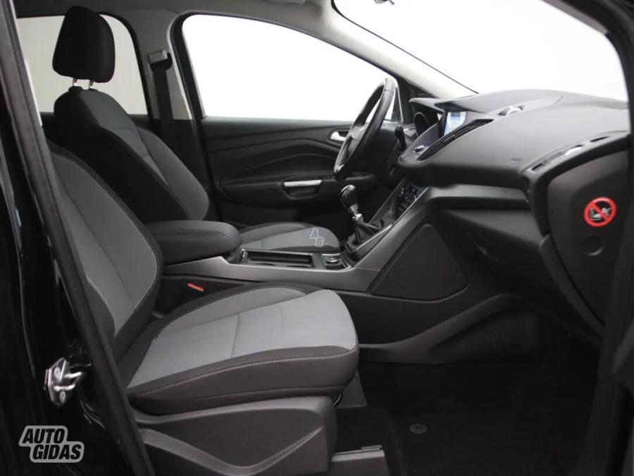 Black Ford Kuga 2017 in Vilnius, with an engine capacity of 1.50 L and mileage of 141 thousand km for 10099 €, photo 15 on AUTOMOTO.COM.LV