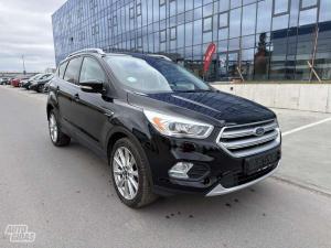 Melns Ford Kuga 2017 Kauņa, ar dzinēja tilpumu 2.00 L un nobraukumu 295 tūkst. km par 8200 €, foto  vietnē AUTOMOTO.COM.LV
