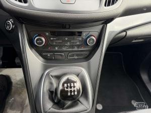 Black Ford Kuga 2017 in Kaunas, with an engine capacity of 2.00 L and mileage of 295 thousand km for 8200 €, photo 18 on AUTOMOTO.COM.LV