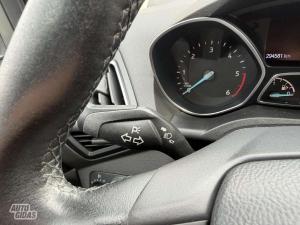 Black Ford Kuga 2017 in Kaunas, with an engine capacity of 2.00 L and mileage of 295 thousand km for 8200 €, photo 26 on AUTOMOTO.COM.LV