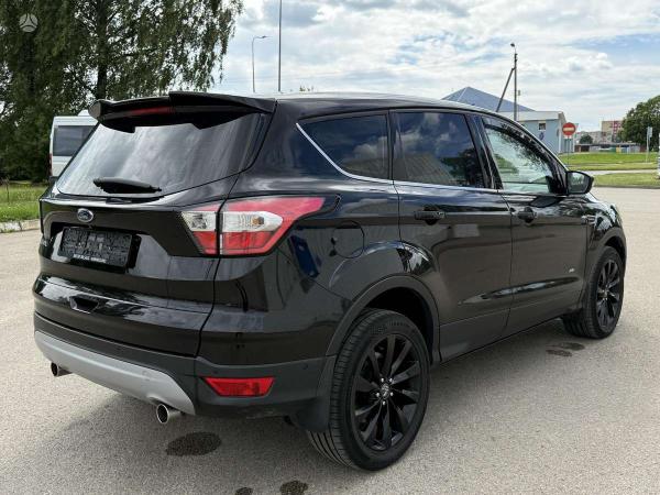 Melns Ford Kuga 2017 Rokiškis, ar dzinēja tilpumu 2.00 L un nobraukumu 195 tūkst. km par 9500 €, foto 4 vietnē AUTOMOTO.COM.LV
