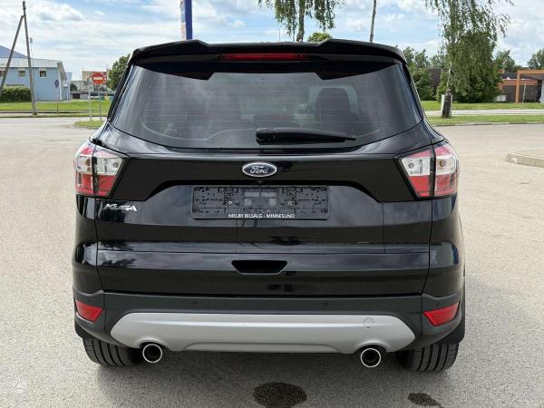 Melns Ford Kuga 2017 Rokiškis, ar dzinēja tilpumu 2.00 L un nobraukumu 195 tūkst. km par 9500 €, foto 5 vietnē AUTOMOTO.COM.LV