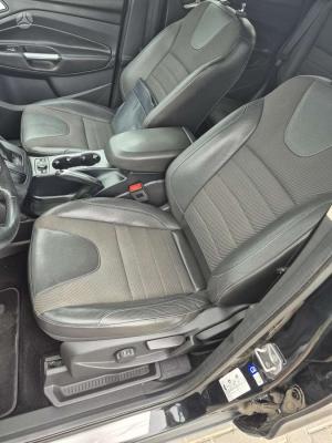Melns Ford Kuga 2017 Kauņa, ar dzinēja tilpumu 2.00 L un nobraukumu 202 tūkst. km par 10200 €, foto 4 vietnē AUTOMOTO.COM.LV