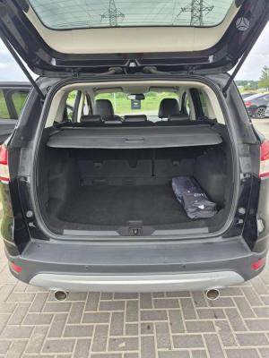 Melns Ford Kuga 2017 Kauņa, ar dzinēja tilpumu 2.00 L un nobraukumu 202 tūkst. km par 10200 €, foto 6 vietnē AUTOMOTO.COM.LV