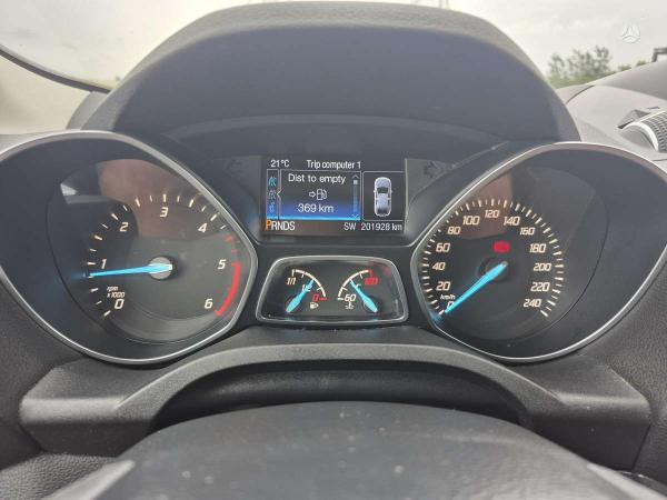 Black Ford Kuga 2017 in Kaunas, with an engine capacity of 2.00 L and mileage of 202 thousand km for 10200 €, photo 8 on AUTOMOTO.COM.LV