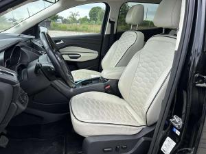 Black Ford Kuga 2017 in Taurage, with an engine capacity of 2.00 L and mileage of 285 thousand km for 9200 €, photo 8 on AUTOMOTO.COM.LV