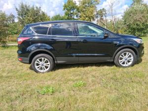 Melns Ford Kuga 2017 Kauņa, ar dzinēja tilpumu 1.50 L un nobraukumu 247 tūkst. km par 8650 €, foto 7 vietnē AUTOMOTO.COM.LV
