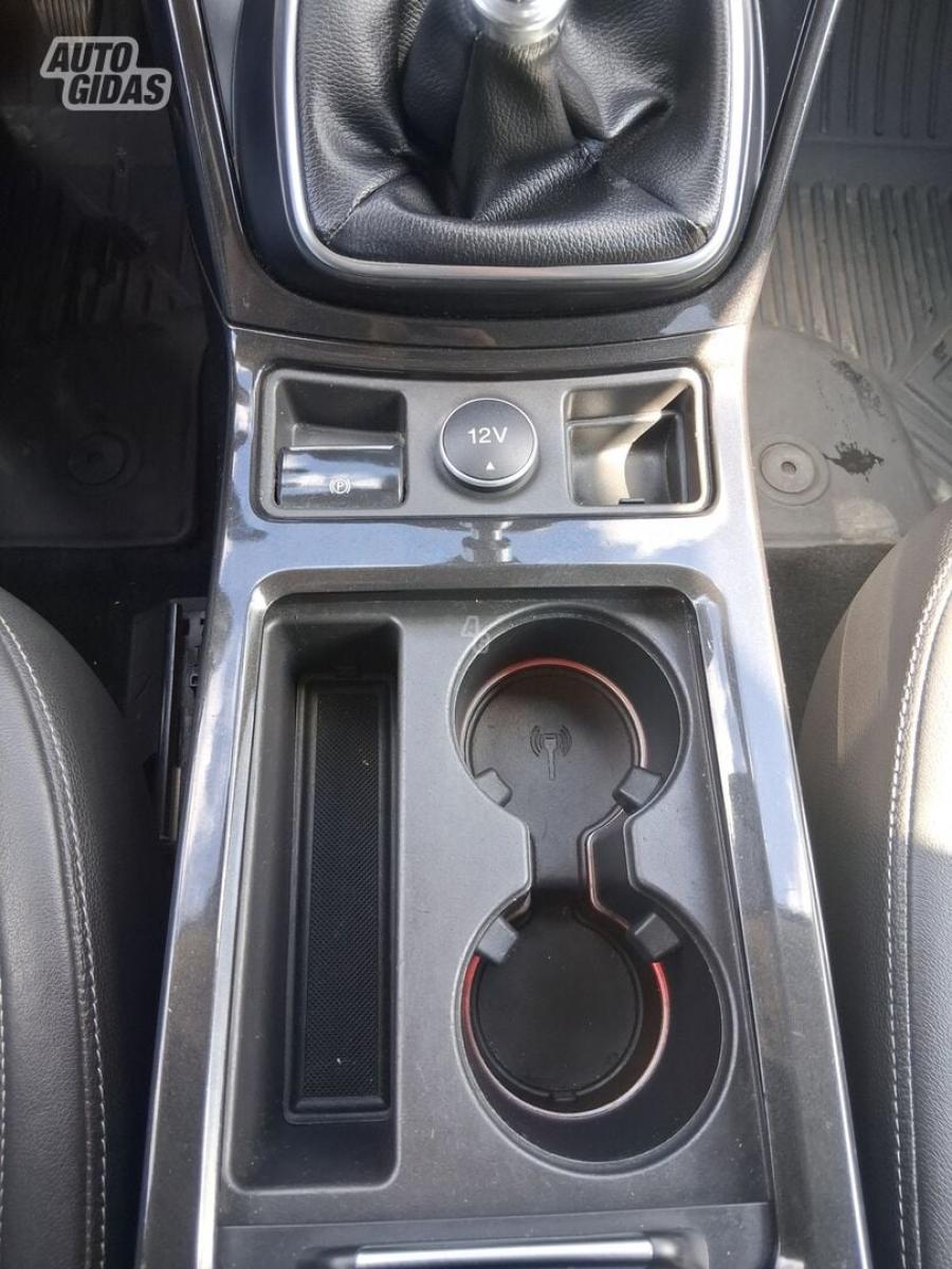 Melns Ford Kuga 2017 Kauņa, ar dzinēja tilpumu 1.50 L un nobraukumu 247 tūkst. km par 8650 €, foto 22 vietnē AUTOMOTO.COM.LV