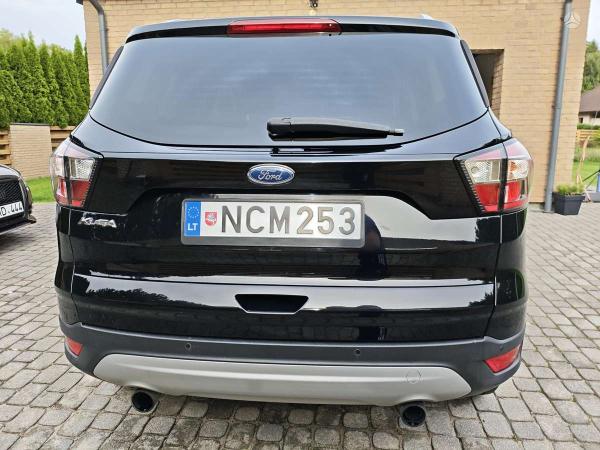 Black Ford Kuga 2017 in Silute, with an engine capacity of 1.50 L and mileage of 220 thousand km for 9400 €, photo 6 on AUTOMOTO.COM.LV