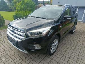 Black Ford Kuga 2017 in Vilnius, with an engine capacity of 1.50 L and mileage of 72 thousand km for 12500 €, photo 5 on AUTOMOTO.COM.LV