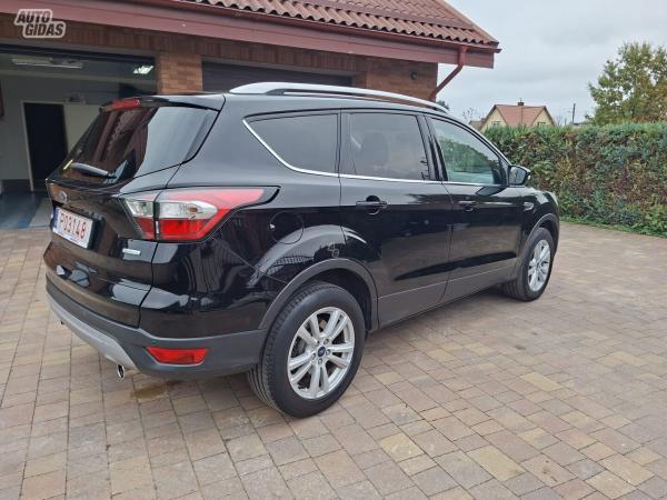 Melns Ford Kuga 2017 Kauņa, ar dzinēja tilpumu 1.50 L un nobraukumu 241 tūkst. km par 6300 €, foto 6 vietnē AUTOMOTO.COM.LV