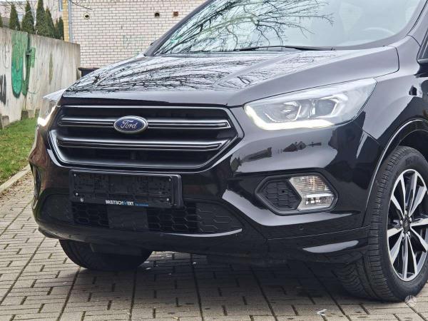 Black Ford Kuga 2018 in Kedainiai, with an engine capacity of 2.00 L and mileage of 171 thousand km for 12600 €, photo 11 on AUTOMOTO.COM.LV