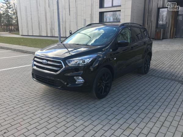 Black Ford Kuga 2018 in Taurage, with an engine capacity of 1.50 L and mileage of 65 thousand km for 9500 €, photo 1 on AUTOMOTO.COM.LV