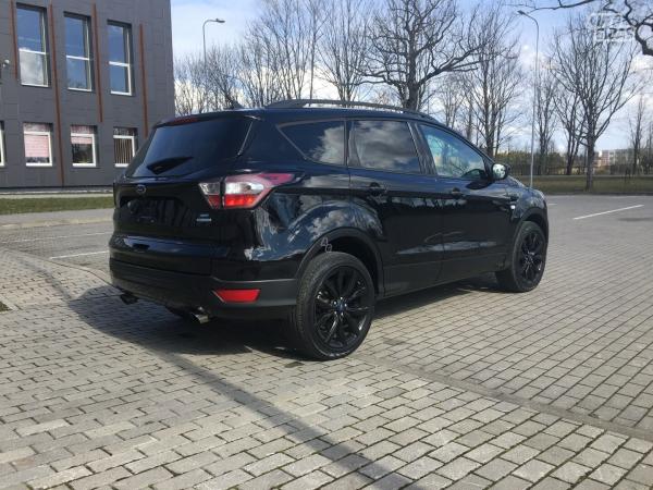 Black Ford Kuga 2018 in Taurage, with an engine capacity of 1.50 L and mileage of 65 thousand km for 9500 €, photo 3 on AUTOMOTO.COM.LV