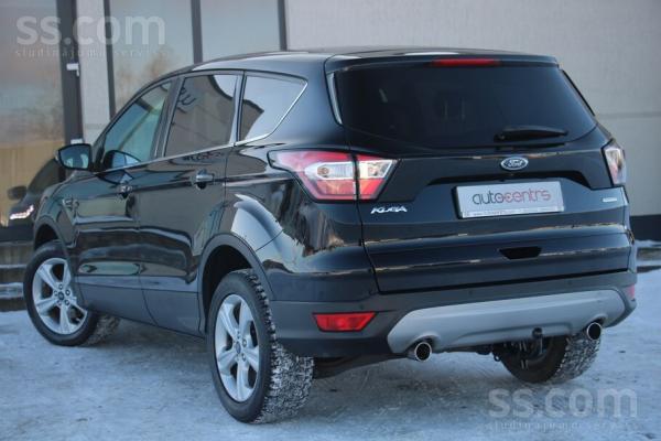 Melns Ford Kuga 2018 Tukums, ar dzinēja tilpumu 1.50 L un nobraukumu 156 tūkst. km par 11865 €, foto 3 vietnē AUTOMOTO.COM.LV