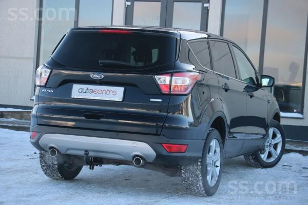 Melns Ford Kuga 2018 Tukums, ar dzinēja tilpumu 1.50 L un nobraukumu 156 tūkst. km par 11865 €, foto 4 vietnē AUTOMOTO.COM.LV