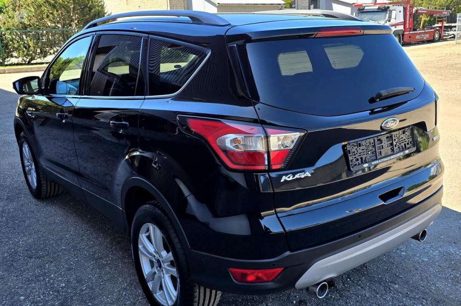 Melns Ford Kuga 2018 Kretinga, ar dzinēja tilpumu 1.50 L un nobraukumu 147 tūkst. km par 8750 €, foto 12 vietnē AUTOMOTO.COM.LV